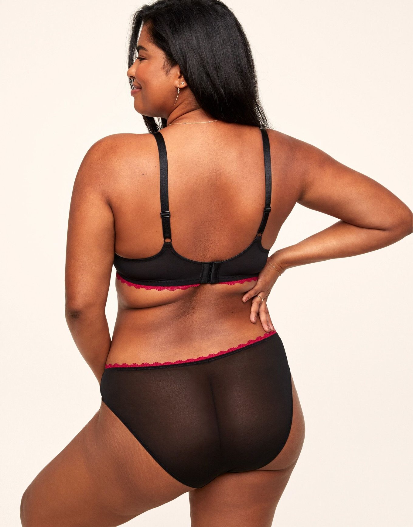 Adore Me Devina Unlined Plus | Hamilton Place