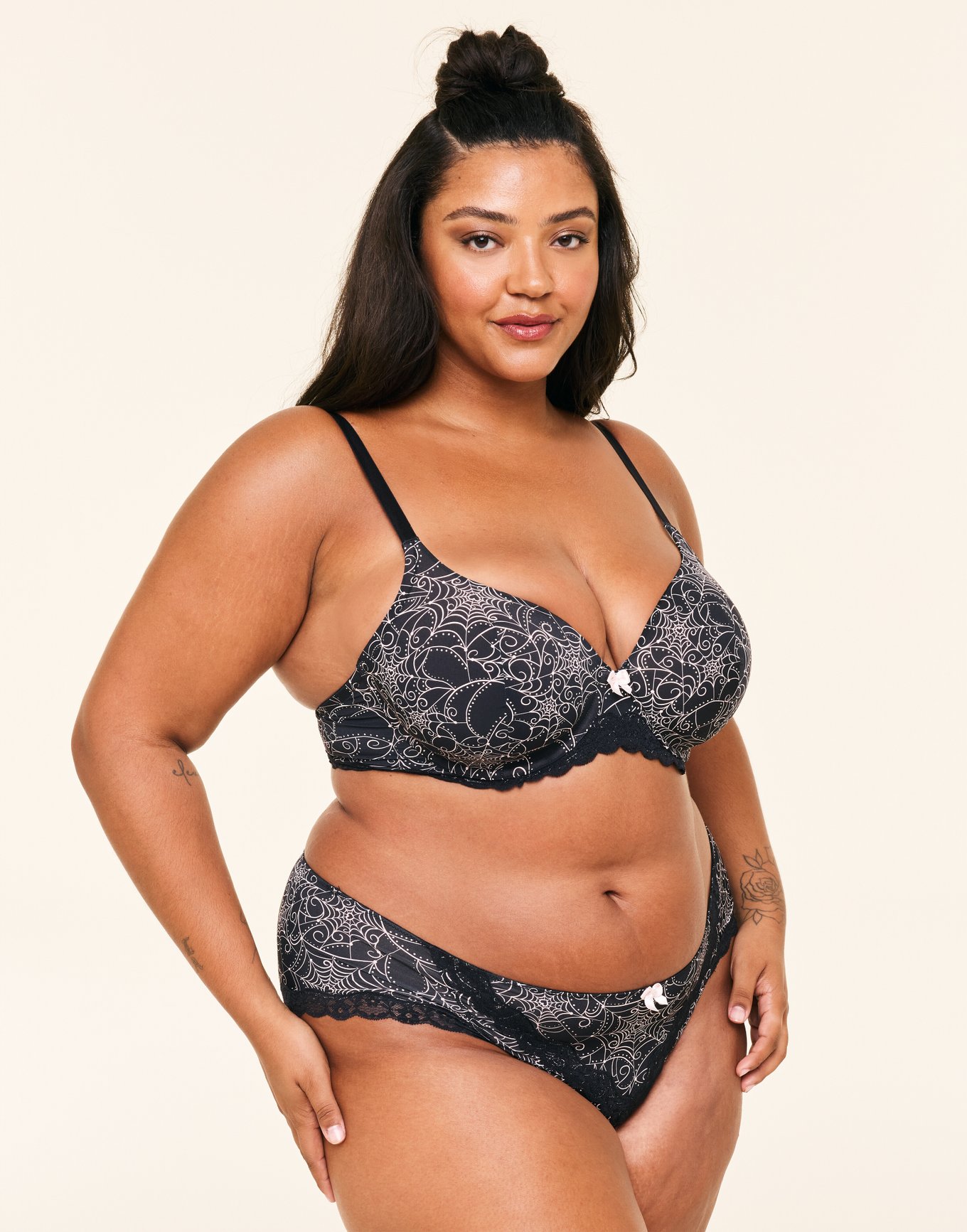 Nare Novelty Black 3 Plus Contour Full Coverage, 38G-46DDD | Adore Me