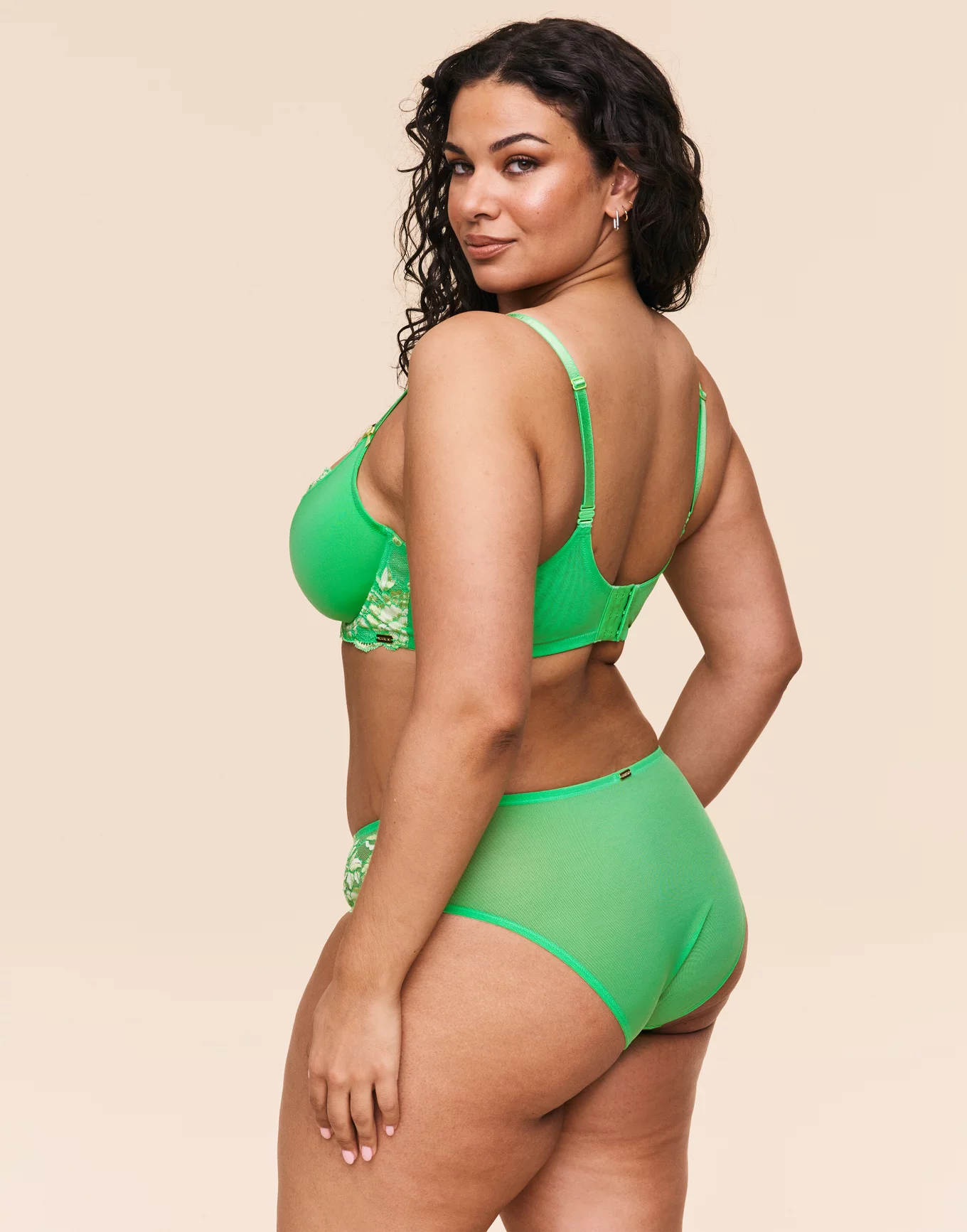 Vicky Medium Green 2 Plus Unlined Full Coverage, 40C | Adore Me